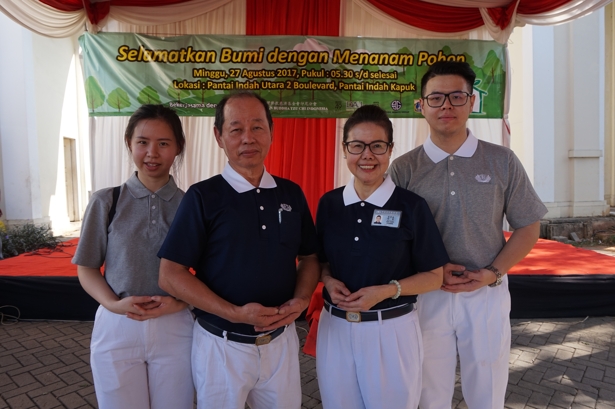 Alex Salim dan Ng Siu Tju: Relawan Tzu Chi Jakarta - Yayasan Buddha Tzu ...